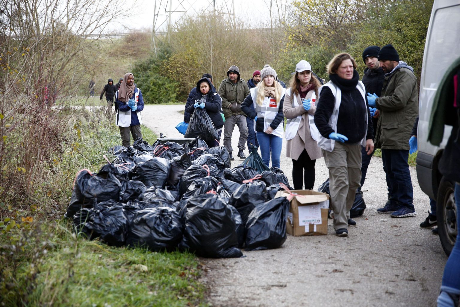 How volunteers are doing essential work to help refugees – Kingston Courier