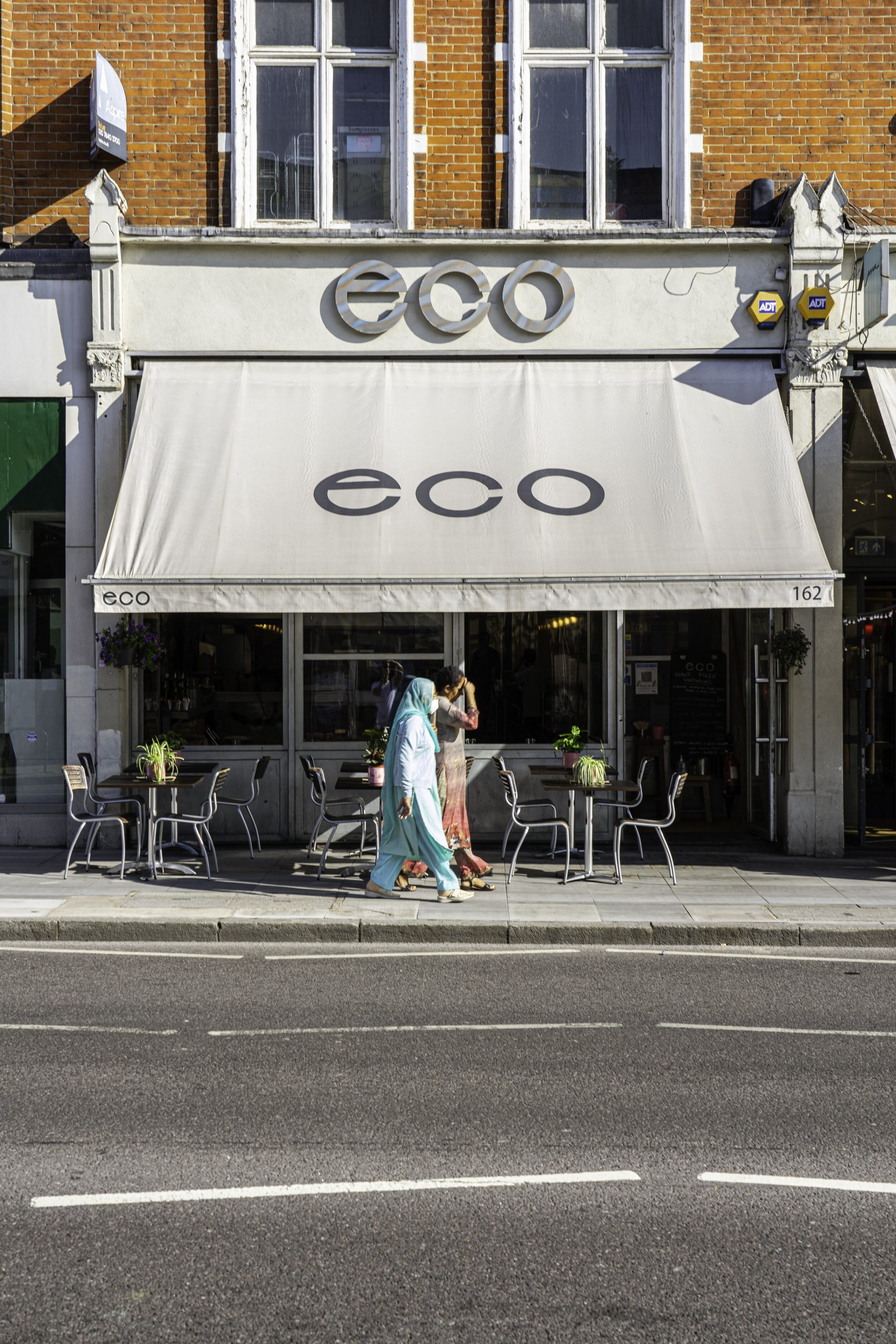 Eco: New family-run restaurant opens in Kingston – Kingston Courier