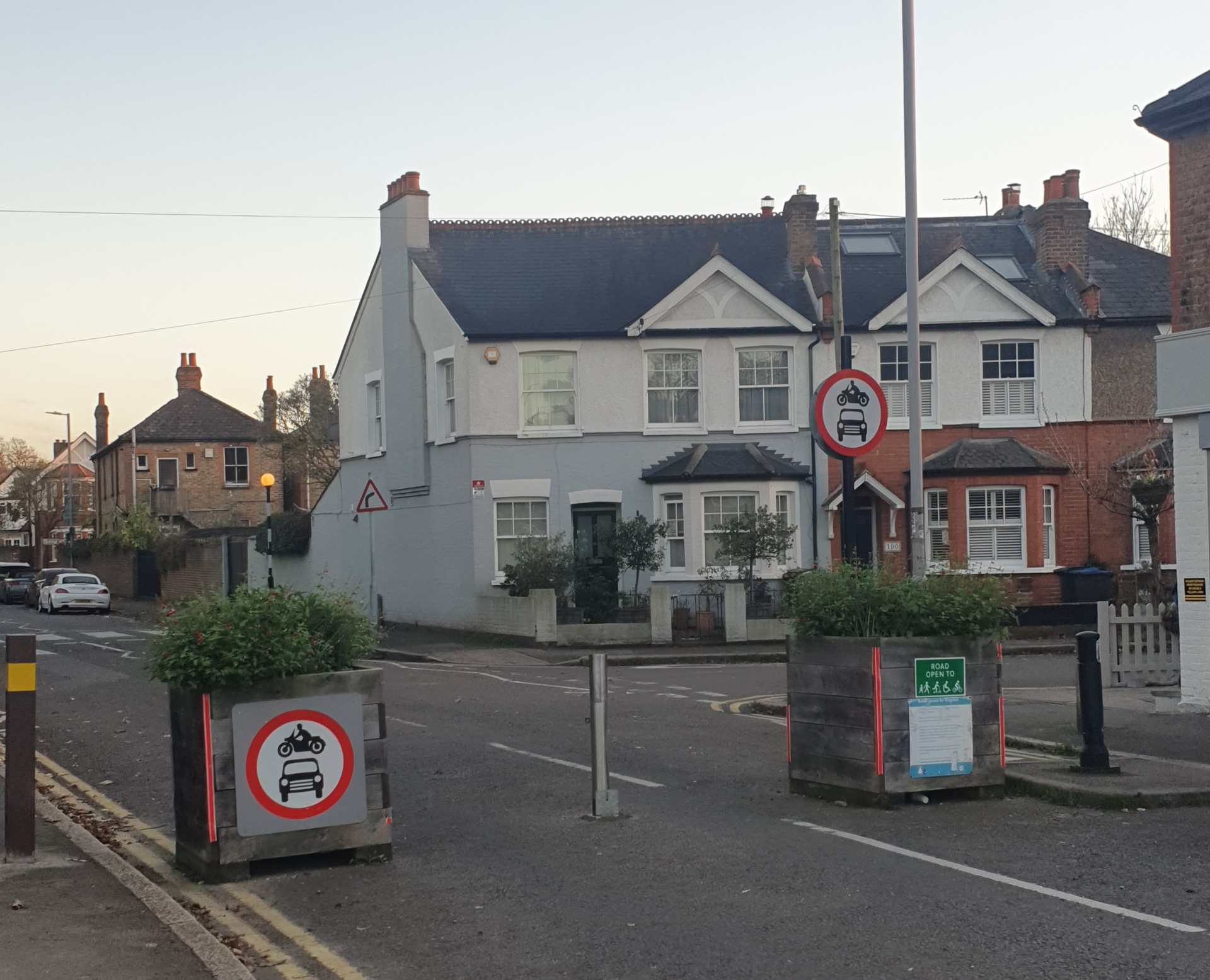 Locals angered over decision to keep controversial Surbiton traffic ...